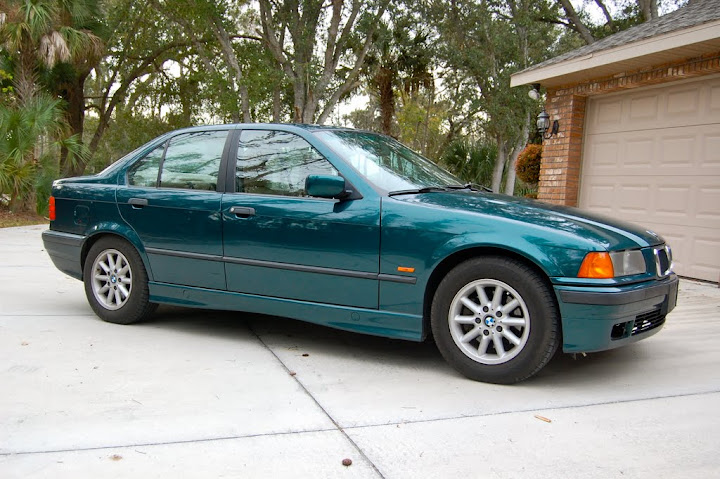 My '97 328i [DSLR content] (Does anyone even still use 56k?)