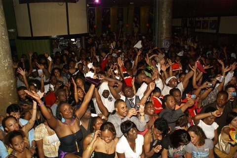 DESTRA GARCIA MAKES NEW YORK HOTT WITH NEW ALBUM | The Bajan Reporter