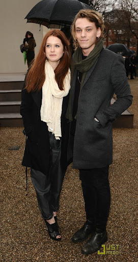 Bonnie Wright y Jamie: Amor a primera vista! online - ver online Bonnie ...