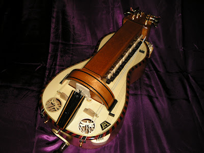 Hurdy gurdy (wheel fiddle) | Mystery of Music