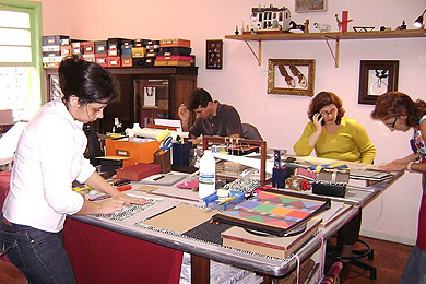 Atelier Cecília Pini: Oficinas de Encadernação & Cartonagens
