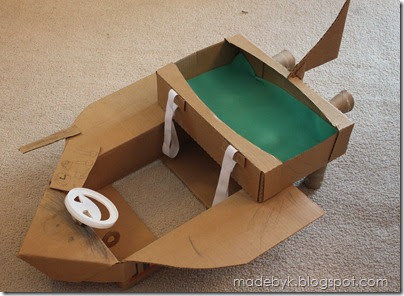 Made By K: Cardboard Spaceship