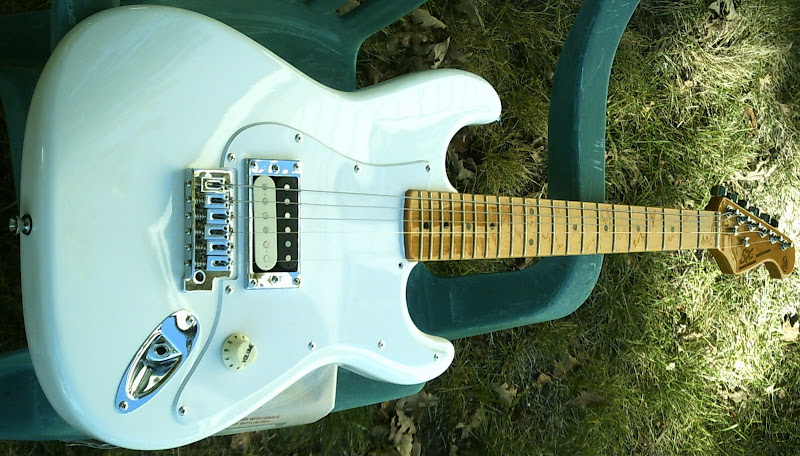 3/4 sized Strat guitar, 24" scale, white,1 hum,maple neck, CHEAP ...