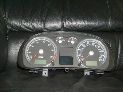R32 cluster | VW Vortex - Volkswagen Forum