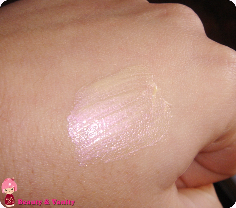 Beauty & Vanity: Moon Beam by Benefit