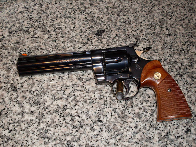 Colt Python | Defensive Carry