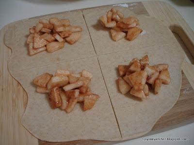 Finding Joy in My Kitchen: Apple Pockets