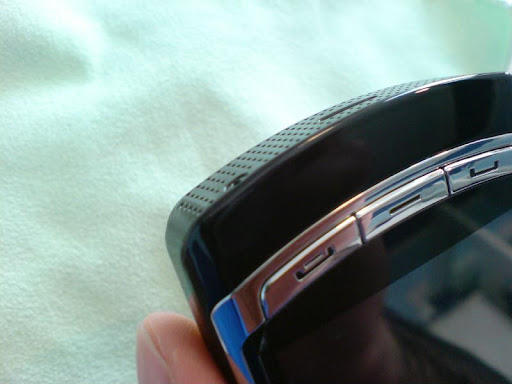 How to polish out scuffs on glossy plastic - mobile phone | Detailing ...