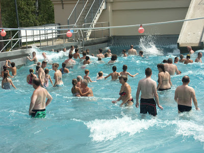 Wellenreiten im Bilzbad - Jenk