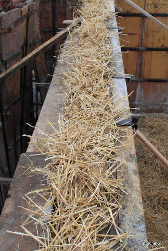 HawthorneVillager.com • View topic - Why straw is in use for concrete ...