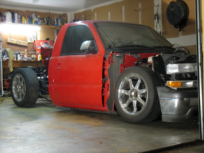 2001 Silverado Laying Frame on 22's: Icedoutrollies | GMC Truck Forum
