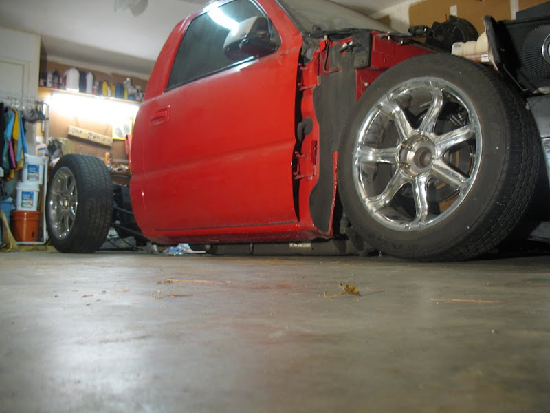 2001 Silverado Laying Frame on 22's: Icedoutrollies | GMC Truck Forum