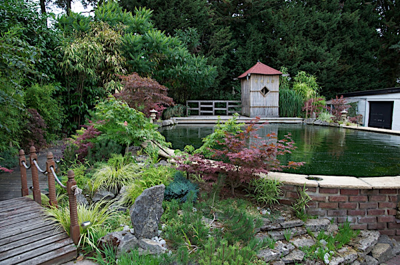 Fish pond construction, brick wall strengths etc. - Page 1 - Homes ...