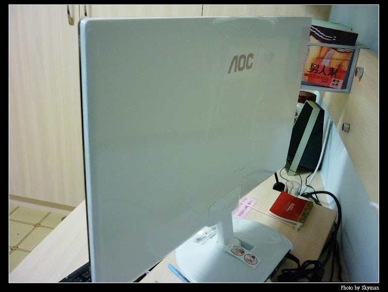 [開箱] AOC E2343F 熊哥開箱文 - Mobile01