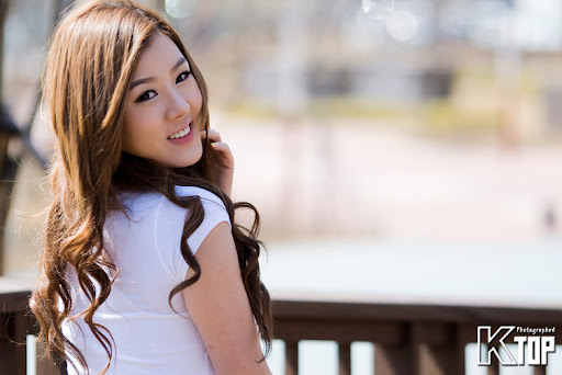 luxury cars and Car show girls: Korean Race Quee Hwang Mi Hee