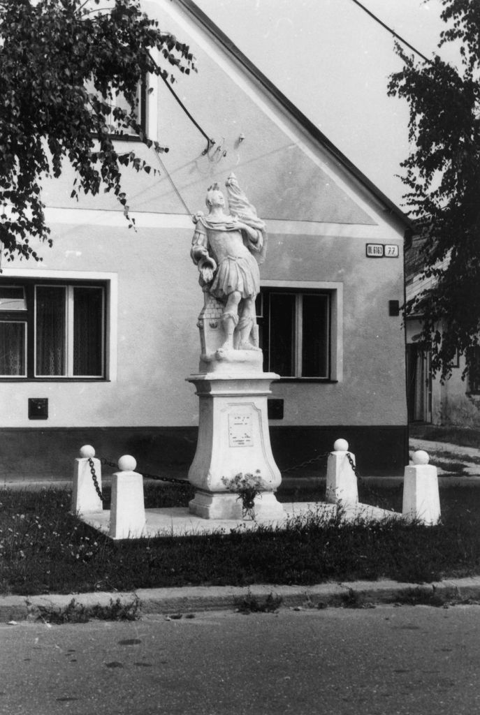 RAČA: 4. SOCHY - Ľudovít Havlovič