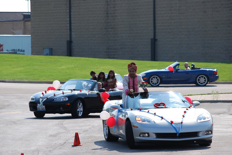 Chicago Folks Needed your help with our Wedding, Miata parade involved ...