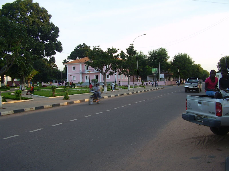 Saurimo | Capital da província de Lunda-Sul | SkyscraperCity Forum