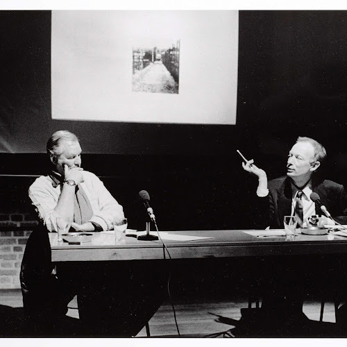 Armando en Carel Blotkamp in gesprek, Oscar van Alphen, 1987 - Rijksmuseum