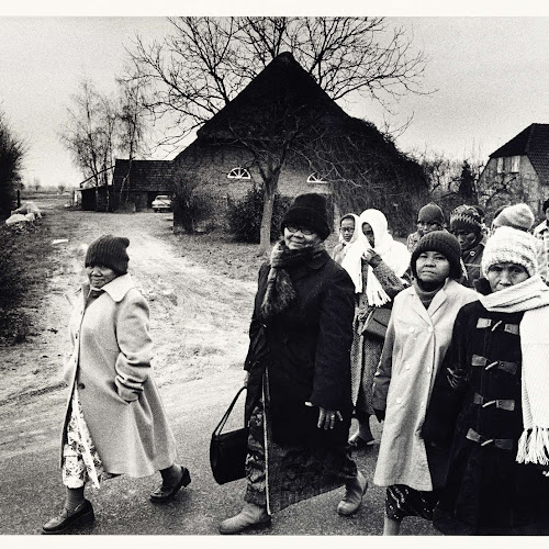 Begrafenis van Surinaamse Javaanse, Hans van den Bogaard, 1975 ...