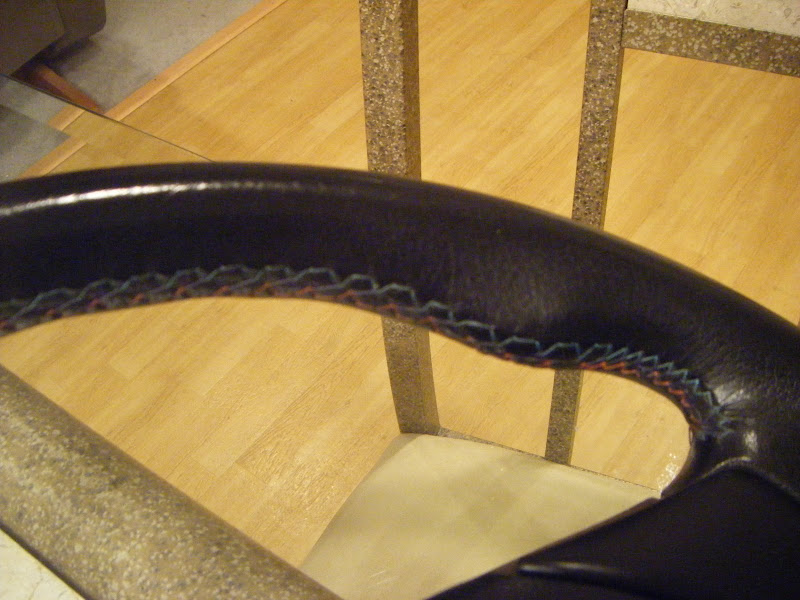 M3 3-spoke steering wheel with airbag, tri-color stitching, Excellent ...